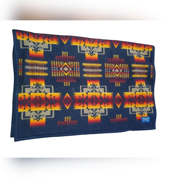 Pendleton | Bedding | Beaver State Robes Shawls Pendleton Wool Mills ...